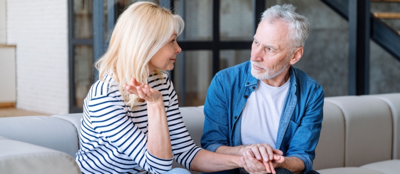 Defensive Listening: Signs, Effects, and Ways to Deal With It