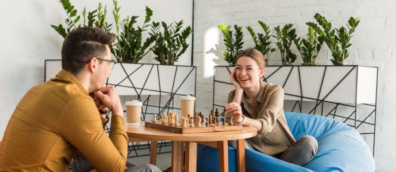 23 Amazing Communication Games For Couples To Try Out