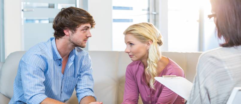 Why Are Toxic Relationships Addictive & What Are The Signs You’re In One?