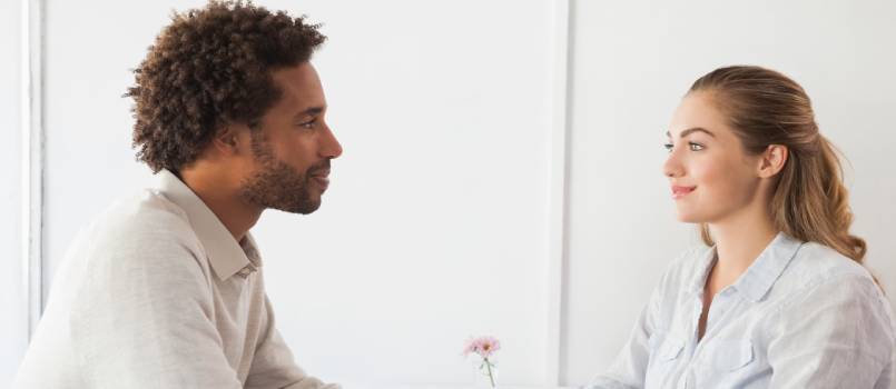 25 Signs He Wants You to Notice Him