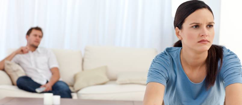 20 Obvious Signs He Doesn't Value You