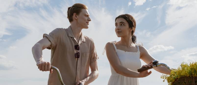 5 Types of Eye Contact Attraction