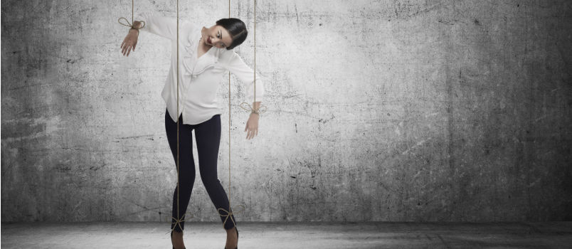 5 Signs of a Master Manipulator Partner