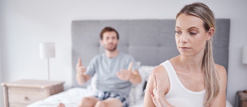 What Is Silent Treatment in Relationships? Effects & Solutions ...